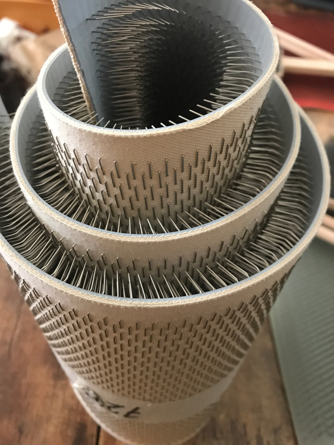 Carding cloth and equipment – Dyeing 4 Ewe